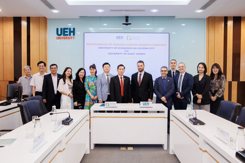 Lễ ký kết thỏa thuận hợp tác (MOU) giữa Trường Đại học Kinh tế TP. Hồ ...